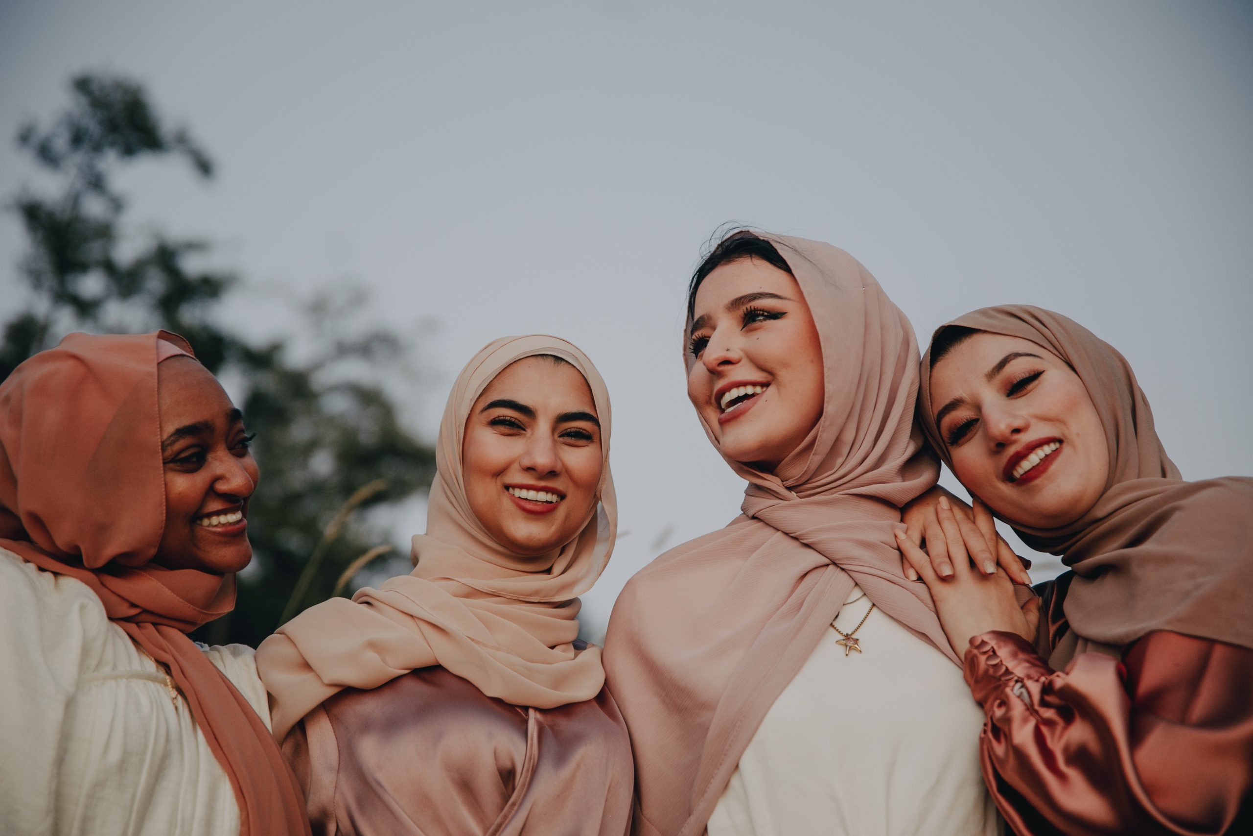 How To Practice Gratitude As a Gen Z Muslim_Featured Image - Muslim Girl